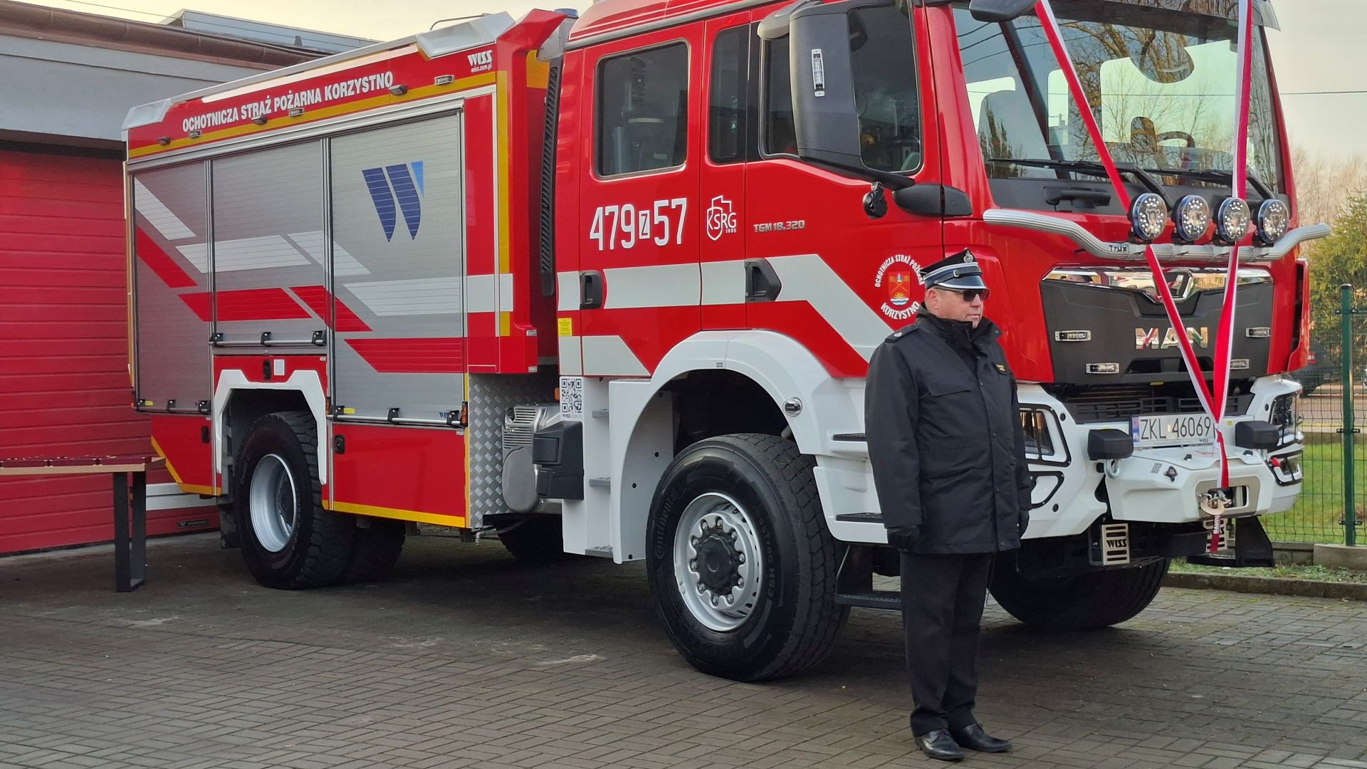 Wyjątkowy dzień dla druhów z OSP Korzystno. Jednostka otrzymała nowy ...