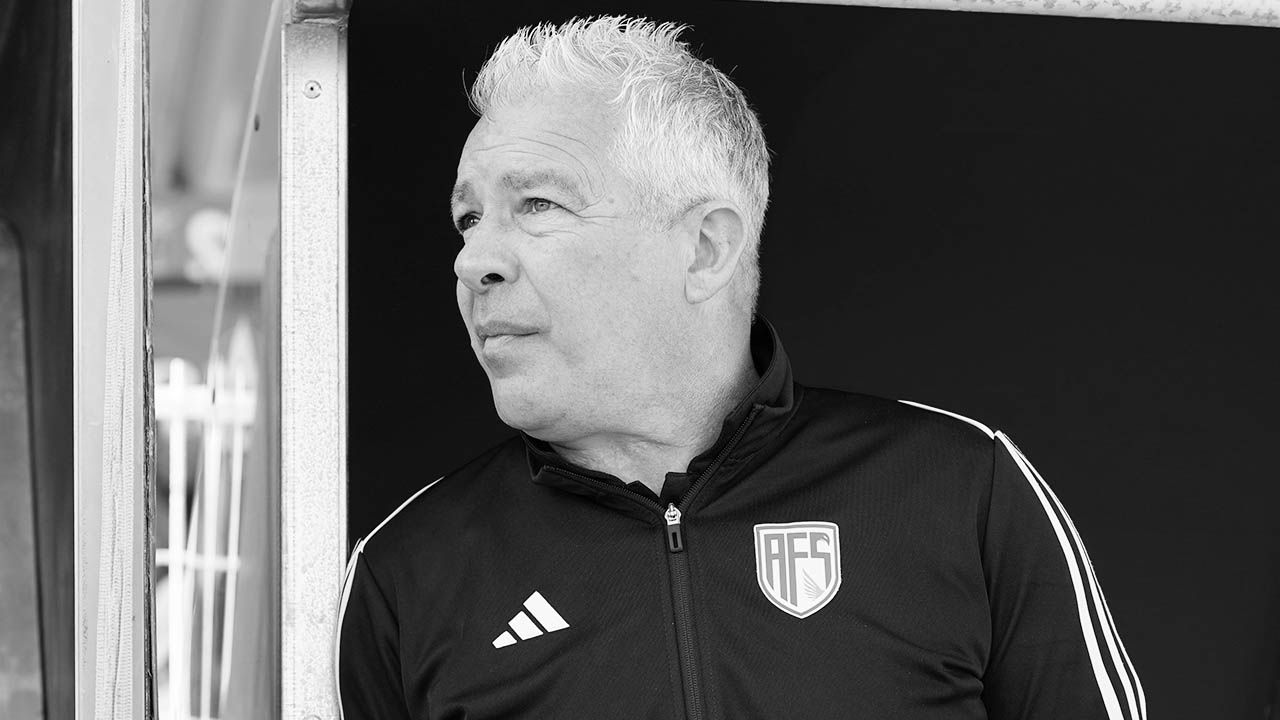 FC Porto. Jorge Costa zasłabł podczas treningu i zmarł w szpitalu w ...