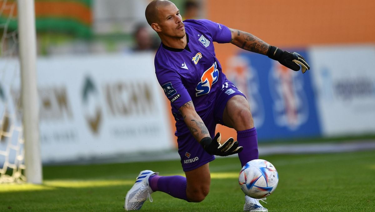 PKO Ekstraklasa. Filip Bednarek o reakcji kibiców na letni kryzys Lecha ...