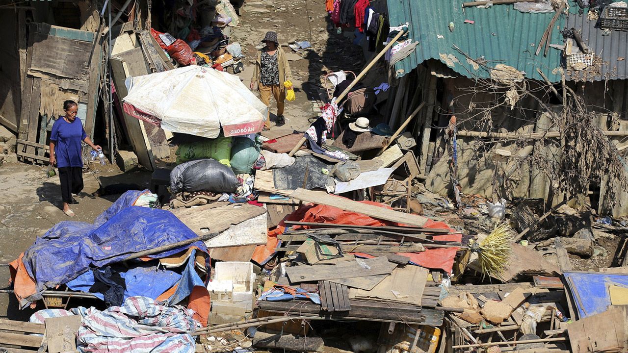 Wietnam. Tajfun Yagi zabił prawie 300 osób i spowodował szkody ...