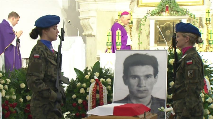 Niemcy odebrali jej rodzinę, a czerwonoarmista życie. Maria Turowska na ...