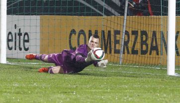 Adrian Sandach - bramkarz Polonia Warszawa, Polska