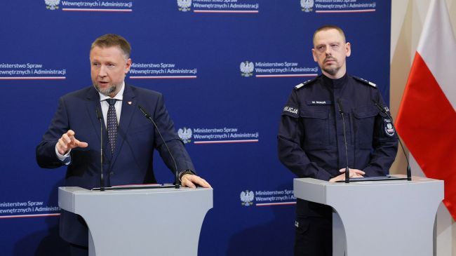 Generał Piotr Pytel o Antonim Macierewiczu w programie Rozmowy ...