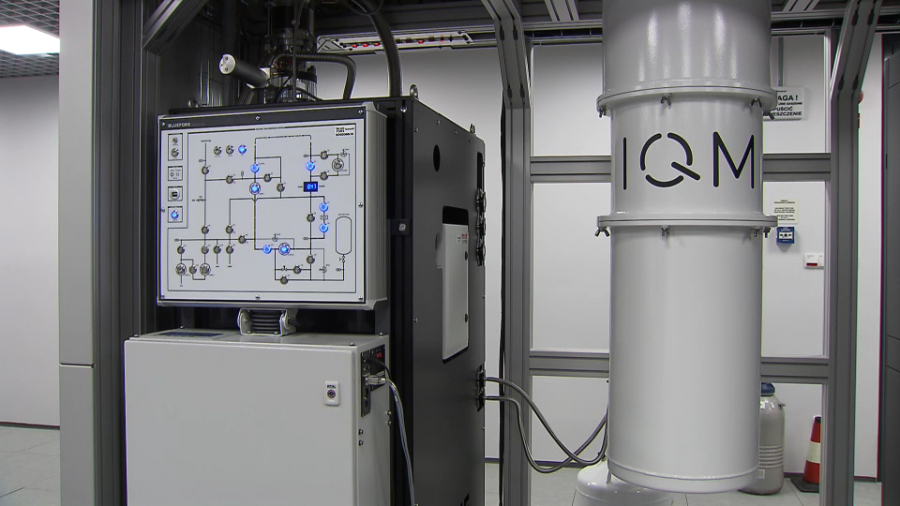 „Odra 5”, czyli pierwszy w Polsce komputer kwantowy, uruchomiony przez ...