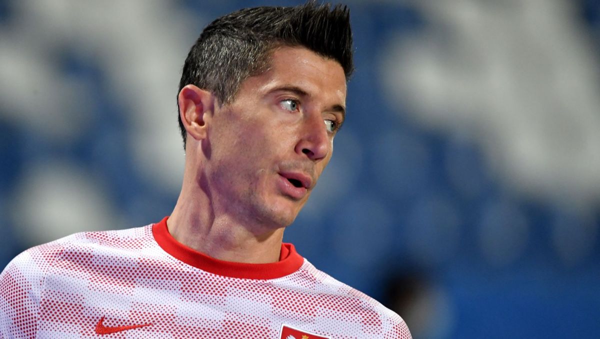 "Kapitan tak nie robi". Kamil Kosowski krytykuje Roberta Lewandowskiego ...